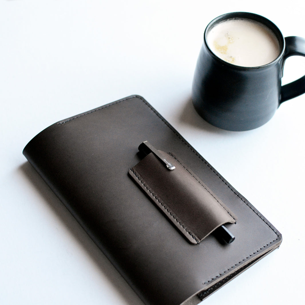 Handmade Leather Bags, Backpacks & Wallets in Washington. – MOSS BAGS